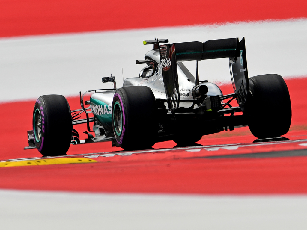 Rosberg P1 In Rain-Interrupted FP2