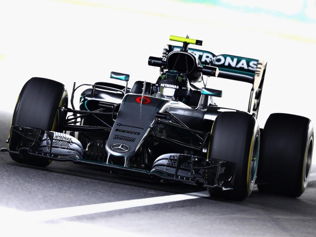 Rosberg Claims Practice Hat-Trick