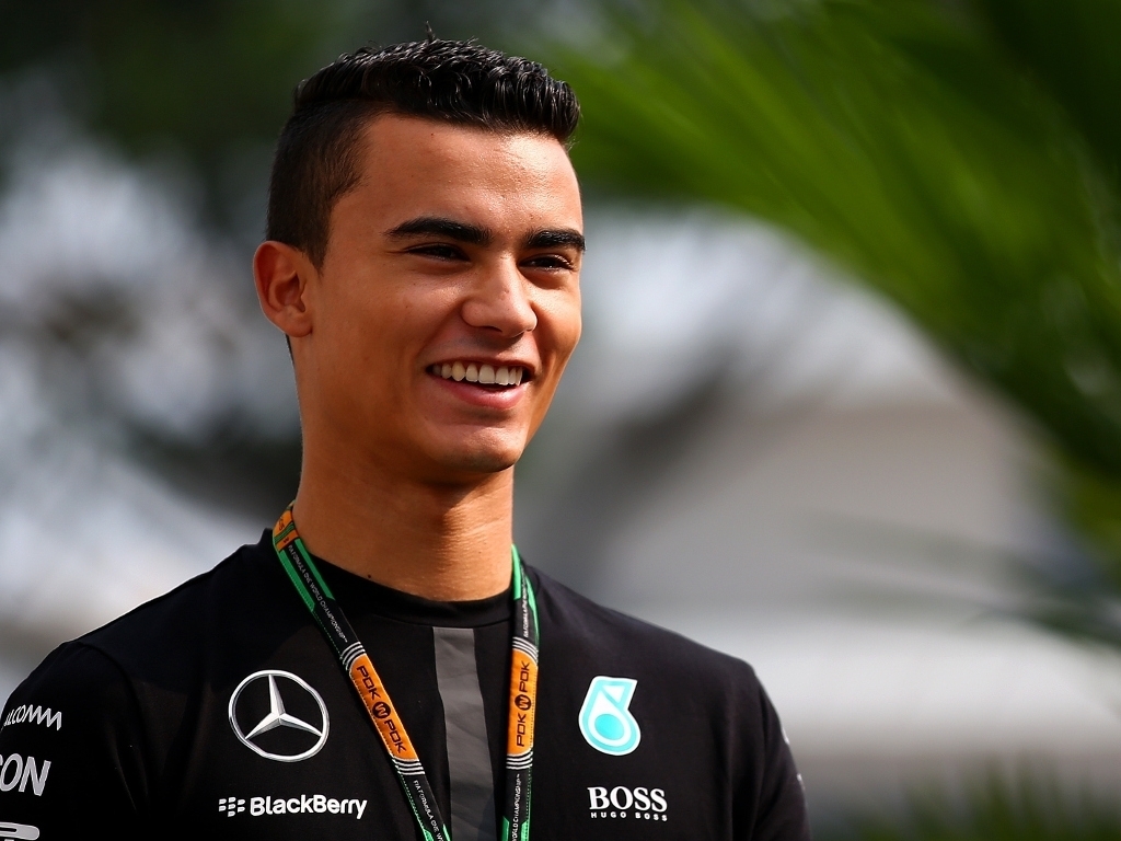 Wehrlein finishes off testing on damp track
