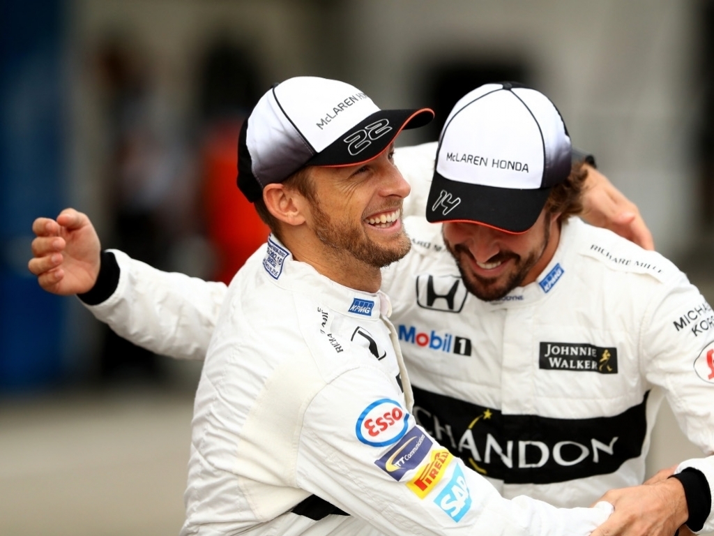 Button on team-mates, Ricky Bobby & numpties
