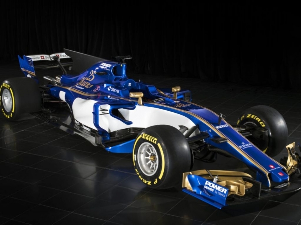 Sauber shows first footage of a 2017 car on track