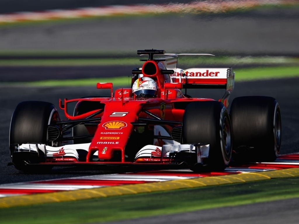 Ferrari set pace in first testing session | PlanetF1 : PlanetF1