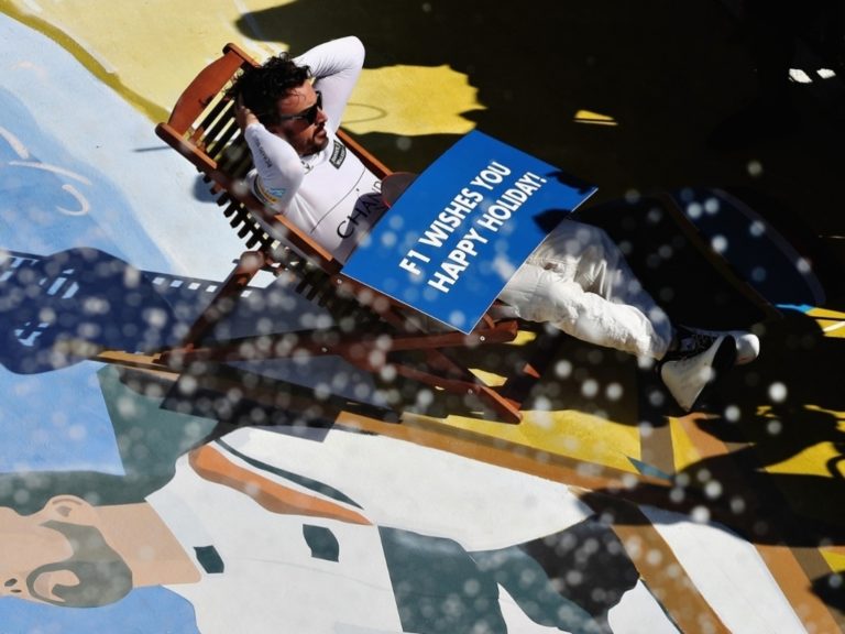 Alonso explains post-Hungarian deck chair moment | PlanetF1