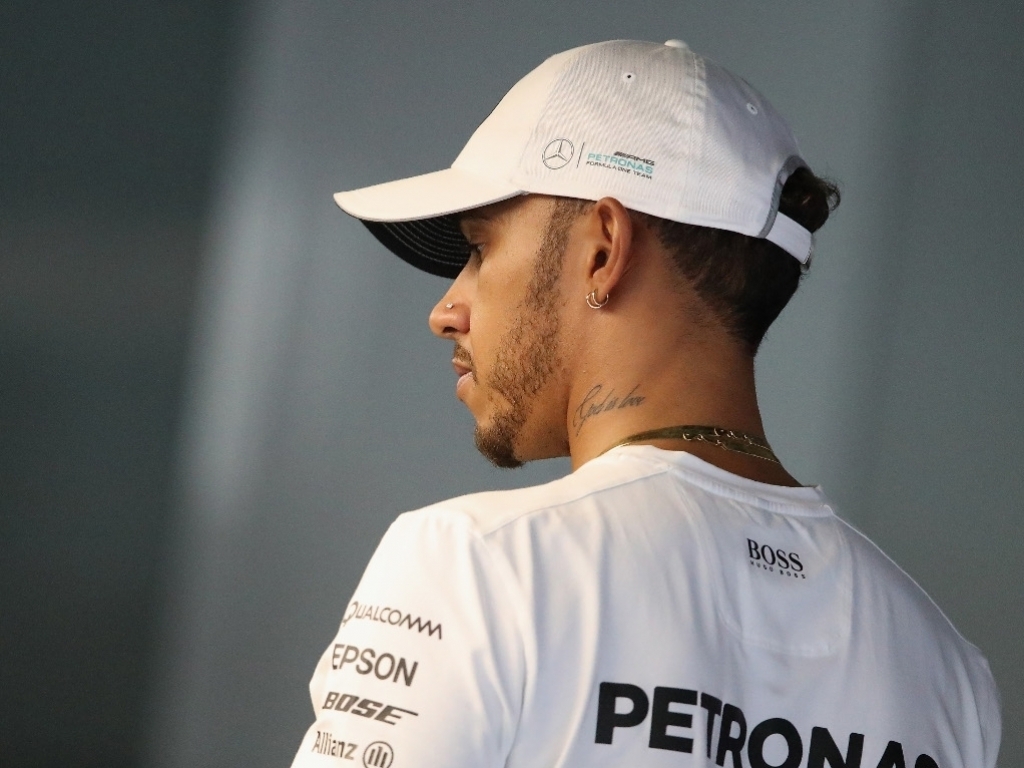 Hamilton wants to avoid team orders