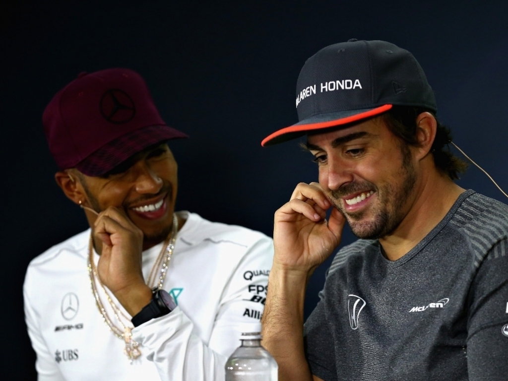 Alonso: Hamilton's had it 'too easy' this year | PlanetF1 : PlanetF1