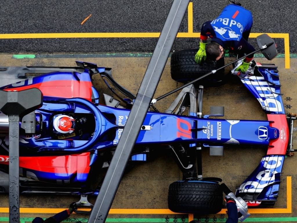 First major test setback for Toro Rosso