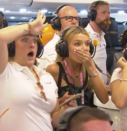 Pit Chat: Alonso shows one last middle finger to F1