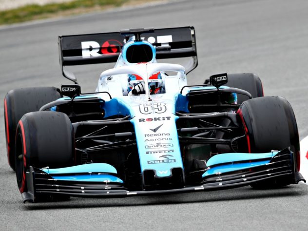 Hurrah! A wild Williams FW42 appears on track | PlanetF1