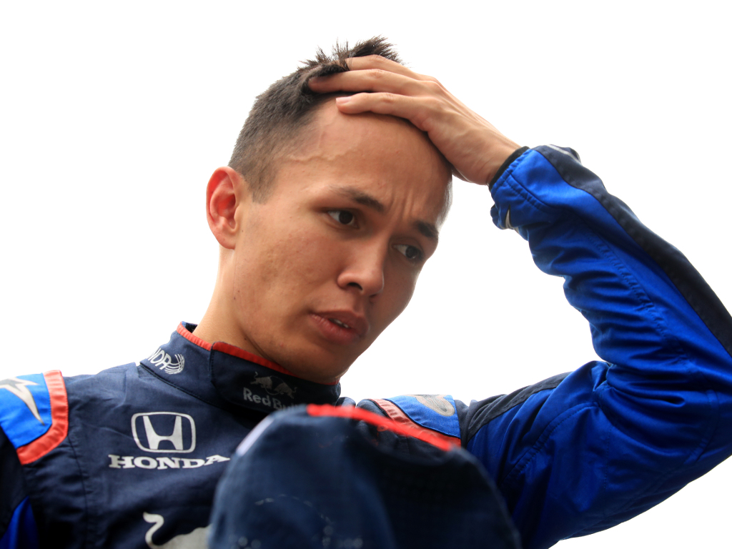 Alex Albon point-less after 'high voltage caution' | PlanetF1 : PlanetF1
