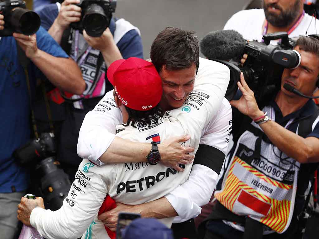 Lewis Hamilton: Wolff 'without doubt the best leader here' | PlanetF1 ...