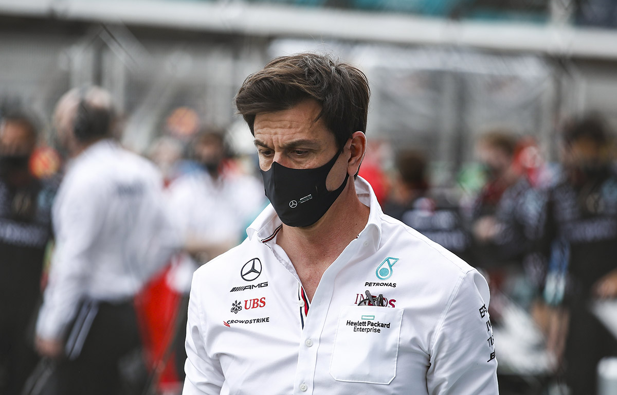 Toto Wolff finally faces press after Baku practice | PlanetF1 : PlanetF1