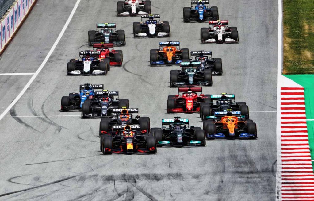 Race: Max Verstappen dominates Styrian GP for consecutive wins | PlanetF1