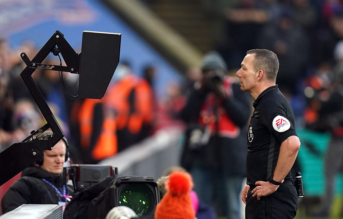 New VAR-style system on the way for Formula 1 in 2022? : PlanetF1