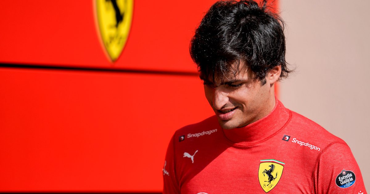 Carlos Sainz: New Ferrari trickier to drive in the Bahrain heat : PlanetF1