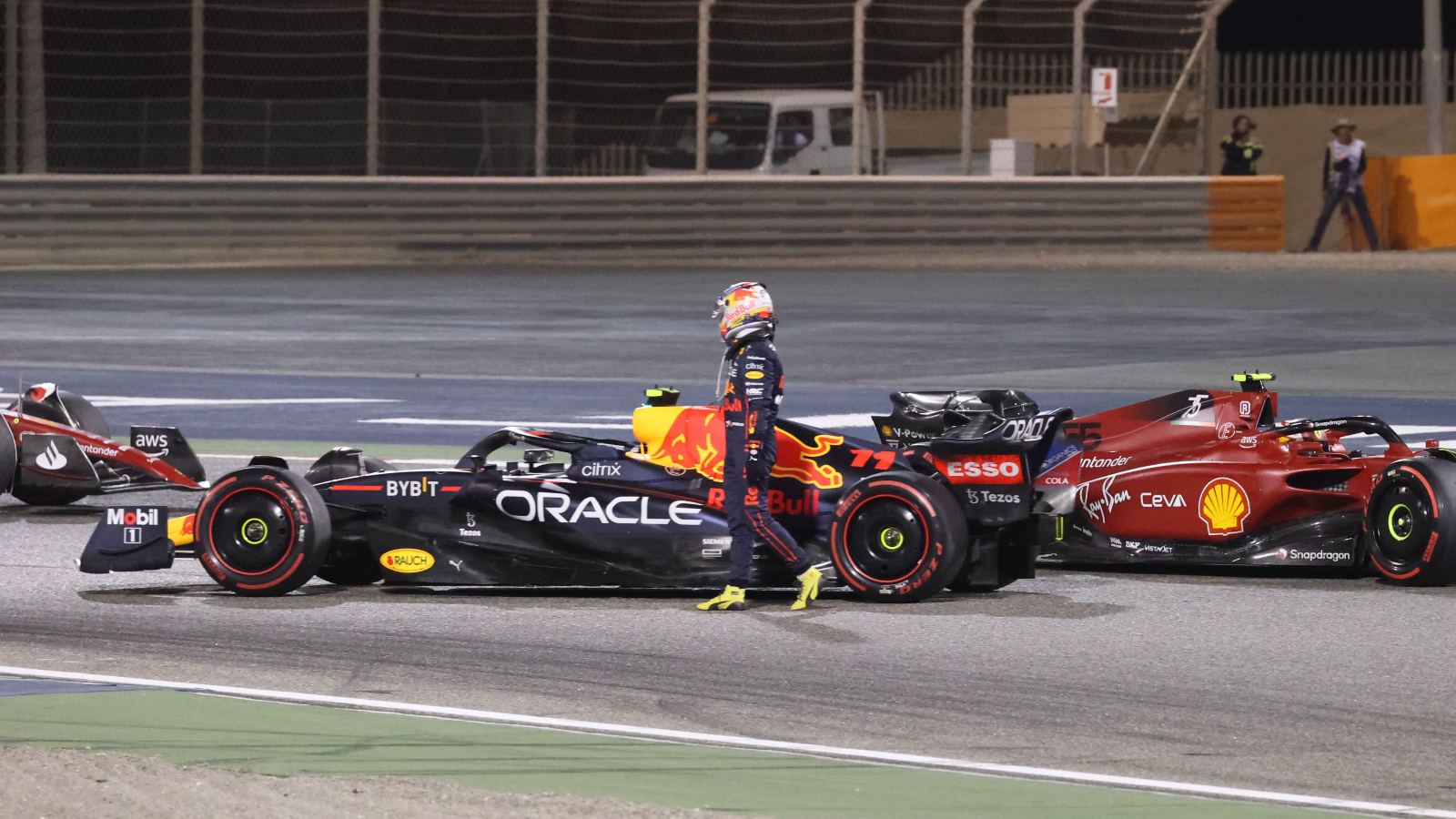Red Bull say fuel system vacuum issue caused double DNF : PlanetF1