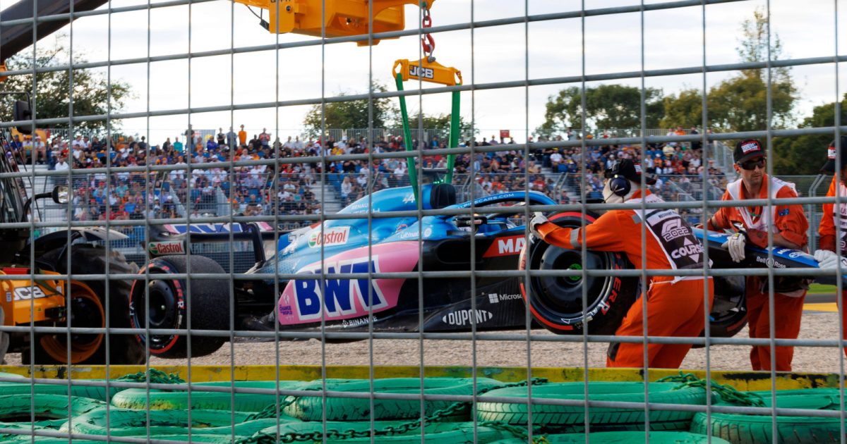 Fernando Alonso says 'everything still a mess' after Aus crash : PlanetF1