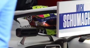 Guenther Steiner labels Mick Schumacher's FP1 crash 'disappointing and frustrating' : PlanetF1