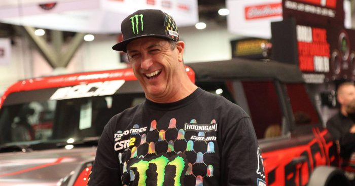 赛车运动哀悼拉力赛车手和YouTube明星肯·布洛克的死亡:行星f1