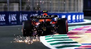 Damon Hill: Red Bull DRS is 'going to get everybody's attention' : PlanetF1