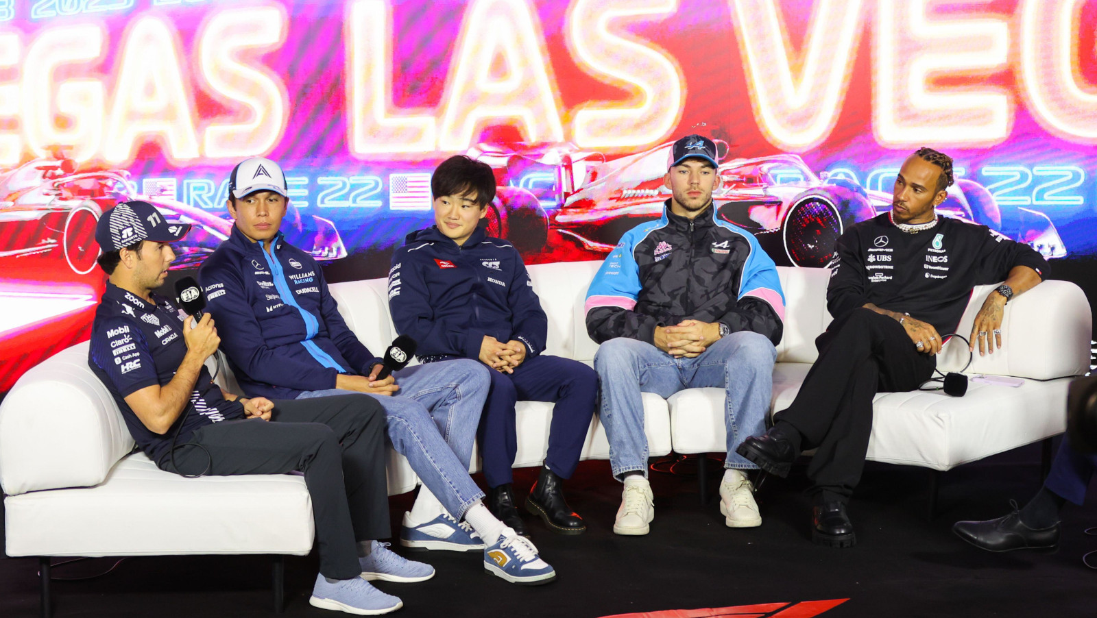 Drivers scrambling for Lewis Hamilton sleeping pills after jetlag talk ...