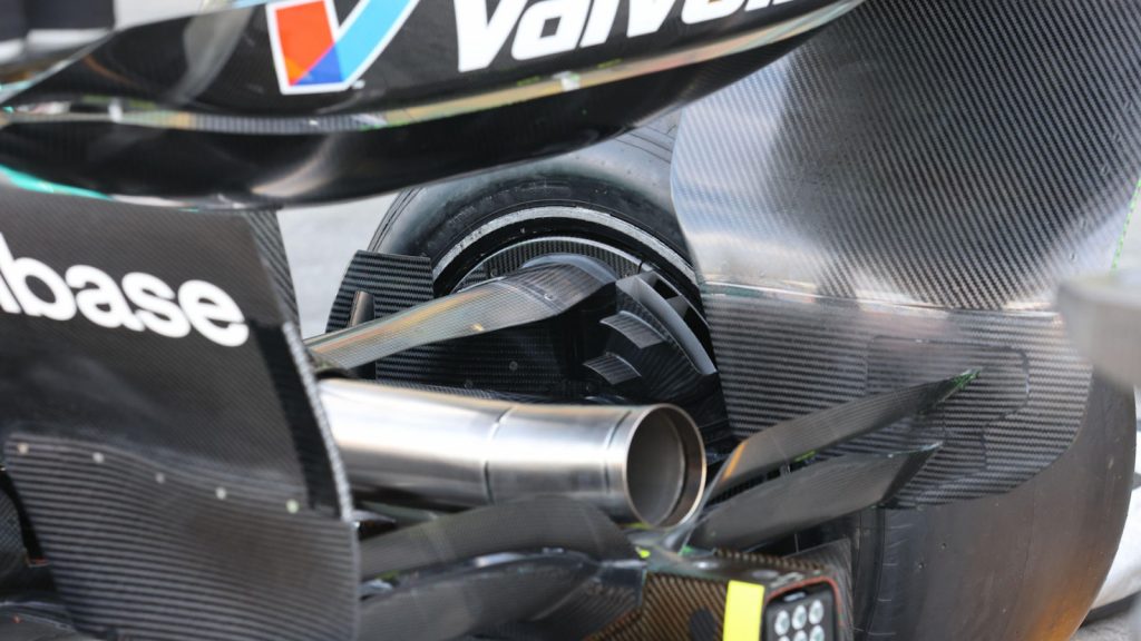 McLaren MCL39 diffuser under microscope as more design secrets emerge