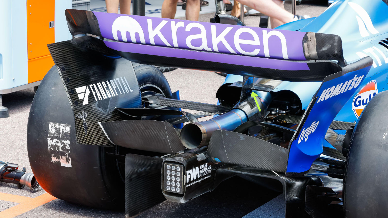 McLaren 'mermaid tails', Williams mini-wing: Five genius F1 2025 ...
