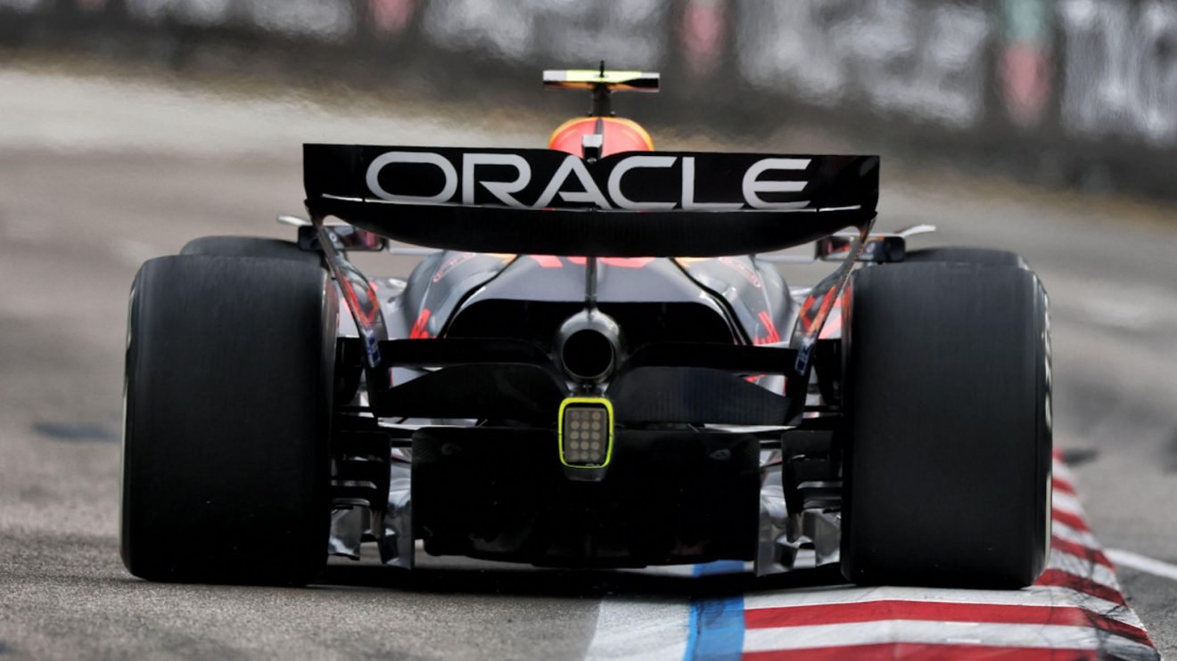 Red Bull ramps up McLaren pressure with fresh Singapore updates